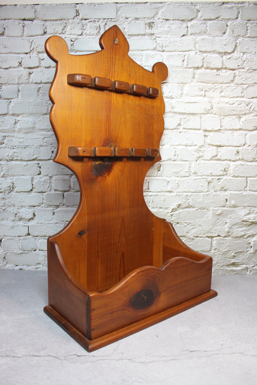 Vintage Handmade Spoon Display With Slots for 8 Spoons and A Shelf to ...