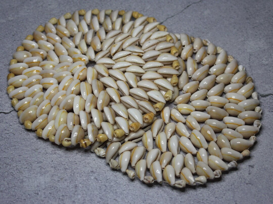 Vintage Trivets Made of Cowrie Shell. Hawaiian Doily, Luau Tiki Bar ...