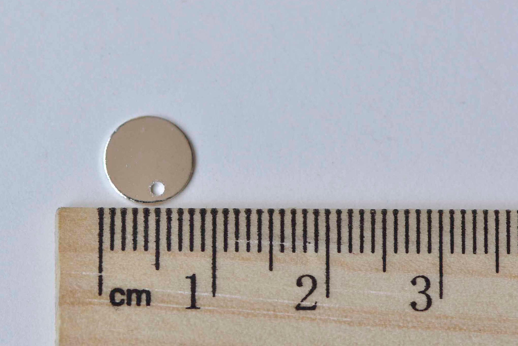 100 Pcs Shiny Silver Brass Flat Round Blank Disc Thick Charms 8mm A9042 ...