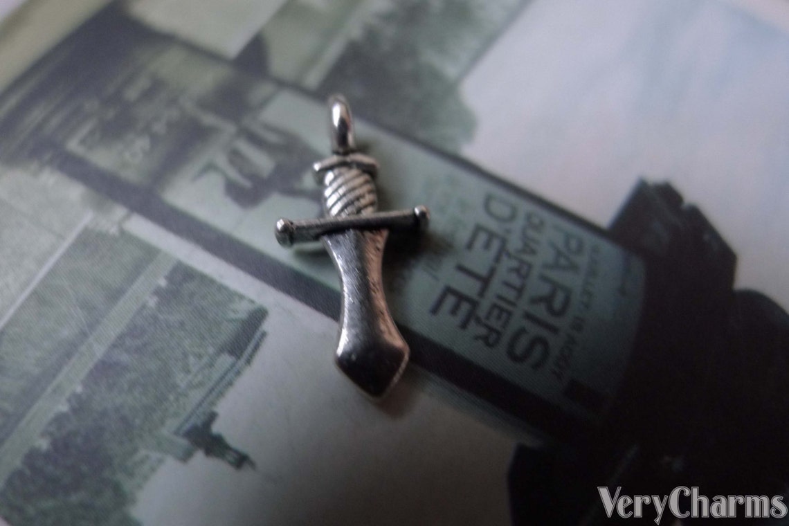 50 Pcs of Antique Silver Tiny Sword Charms 16mm A7761 | Etsy