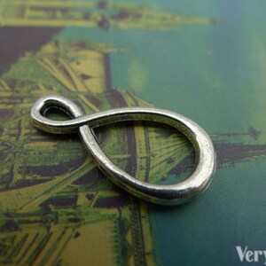30 Pcs of Antique Silver Figure 8 Connector Charms 11x21mm A5977 - Etsy