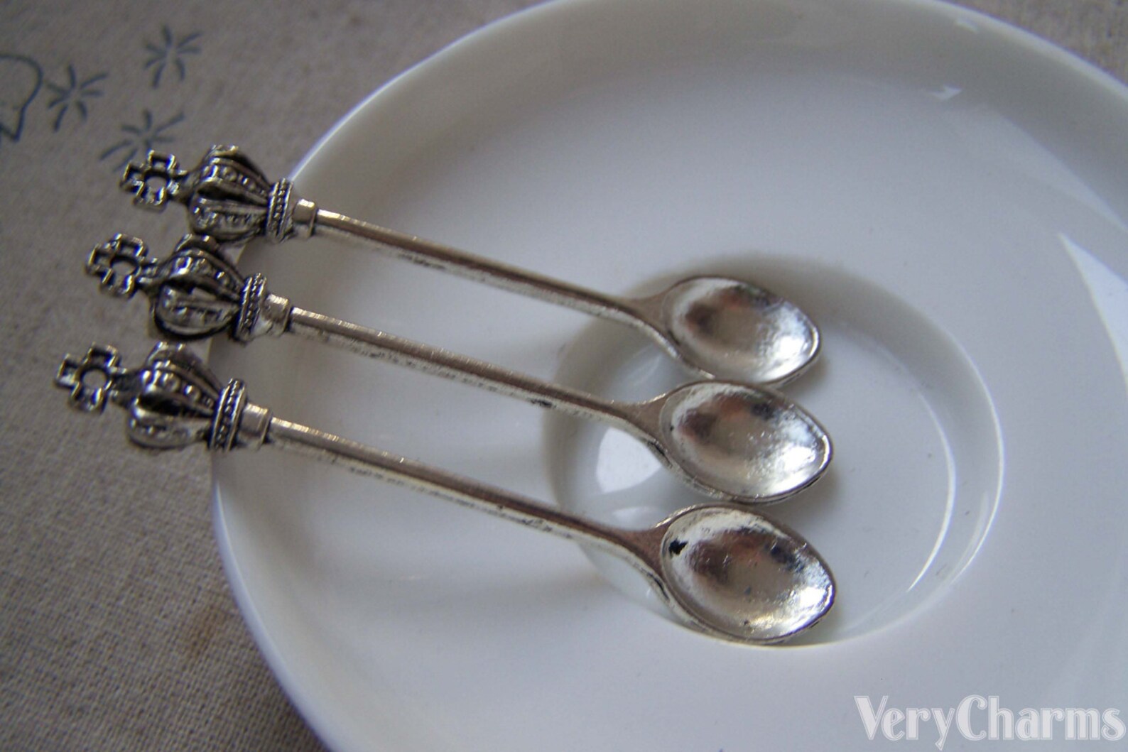 10 Pcs of Antique Silver Crown Spoon Charms Cutlery Pendants - Etsy