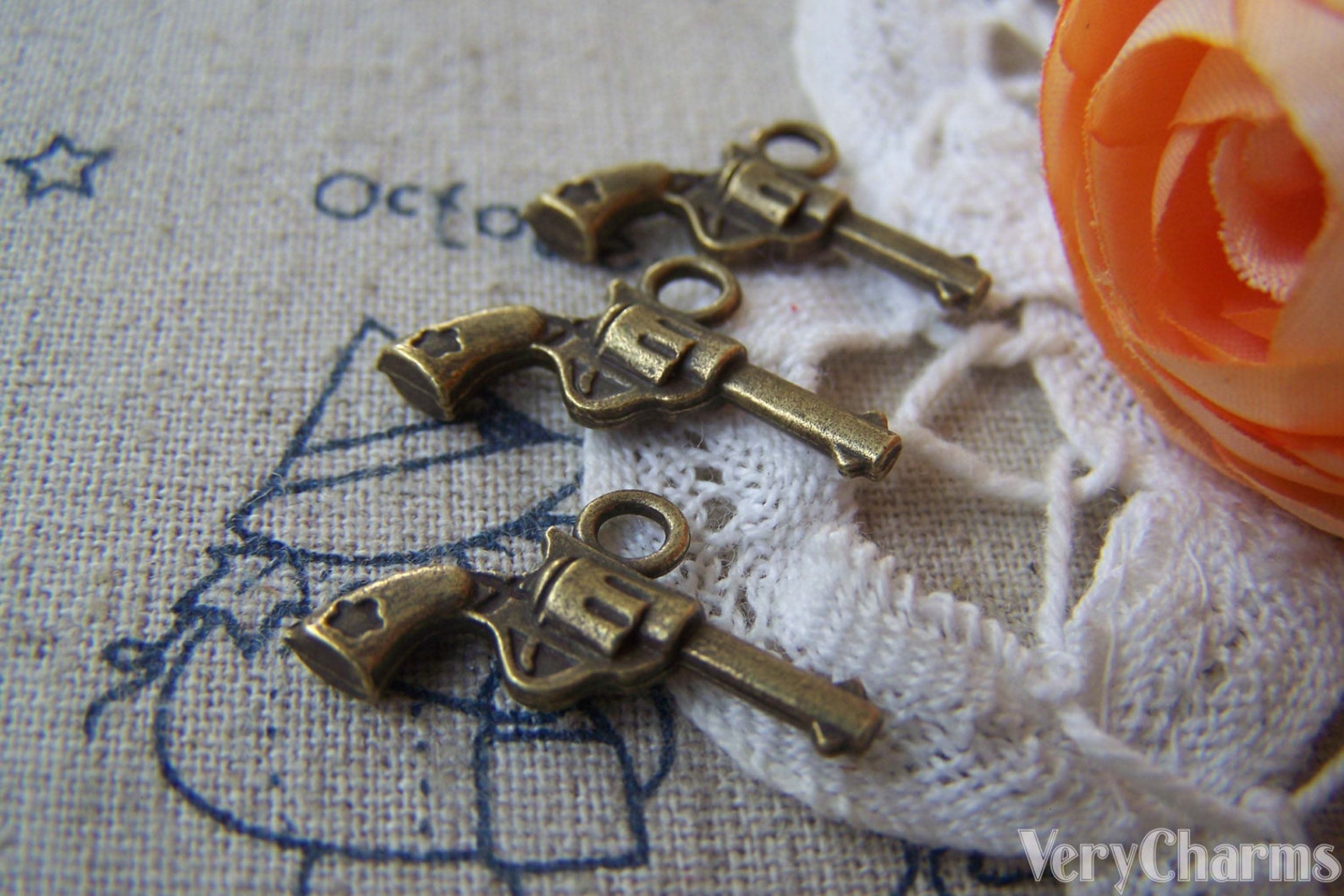 20 Pcs of Antique Bronze Mini Pistol Gun Charms 11x22mm A4262 - Etsy