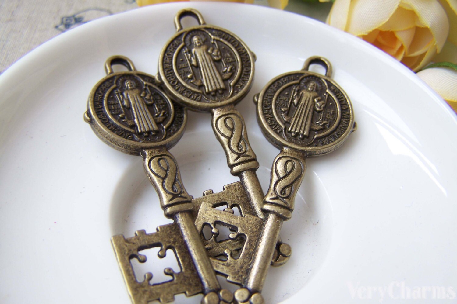 5 pcs of Antique Bronze Jesus Key Pendants Charms 19x52mm A196 | Etsy