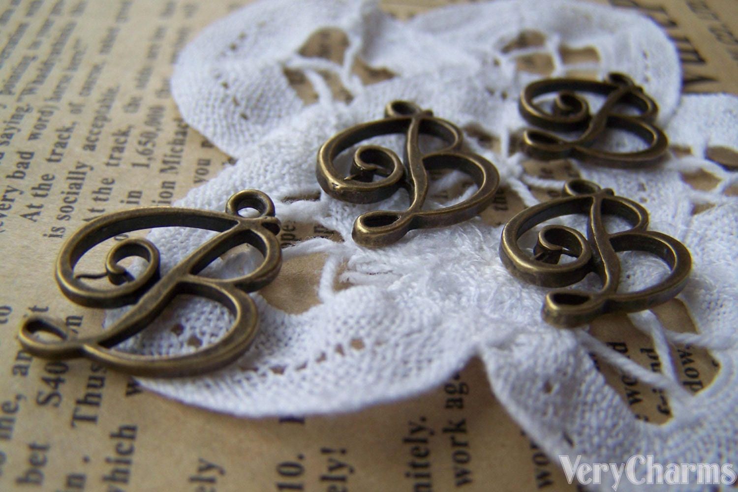 20 Pcs of Antique Bronze Alphabet Letter B Charms 16x18mm A481 - Etsy