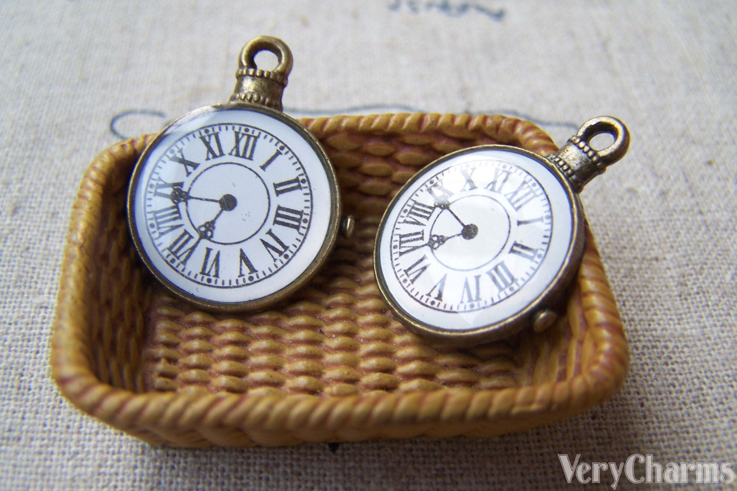 6 Pcs of Antique Bronze Enamel Clock Charms Small Size 18x23mm | Etsy