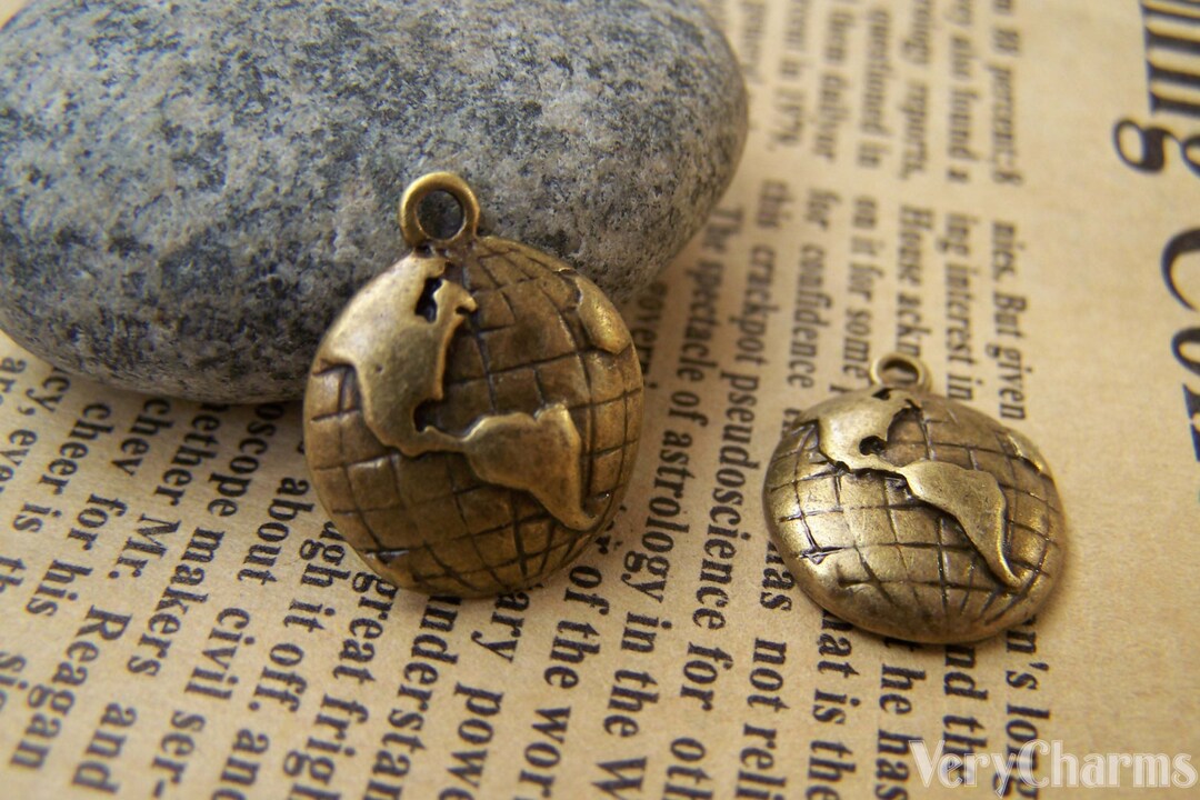 10 Pcs of Antique Bronze World Map Round Charms 15mm A1484 - Etsy