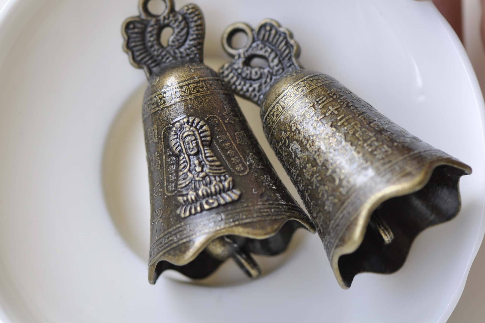 6 Pcs Antique Bronze Large Traditional Chinese Bell Pendants - Etsy