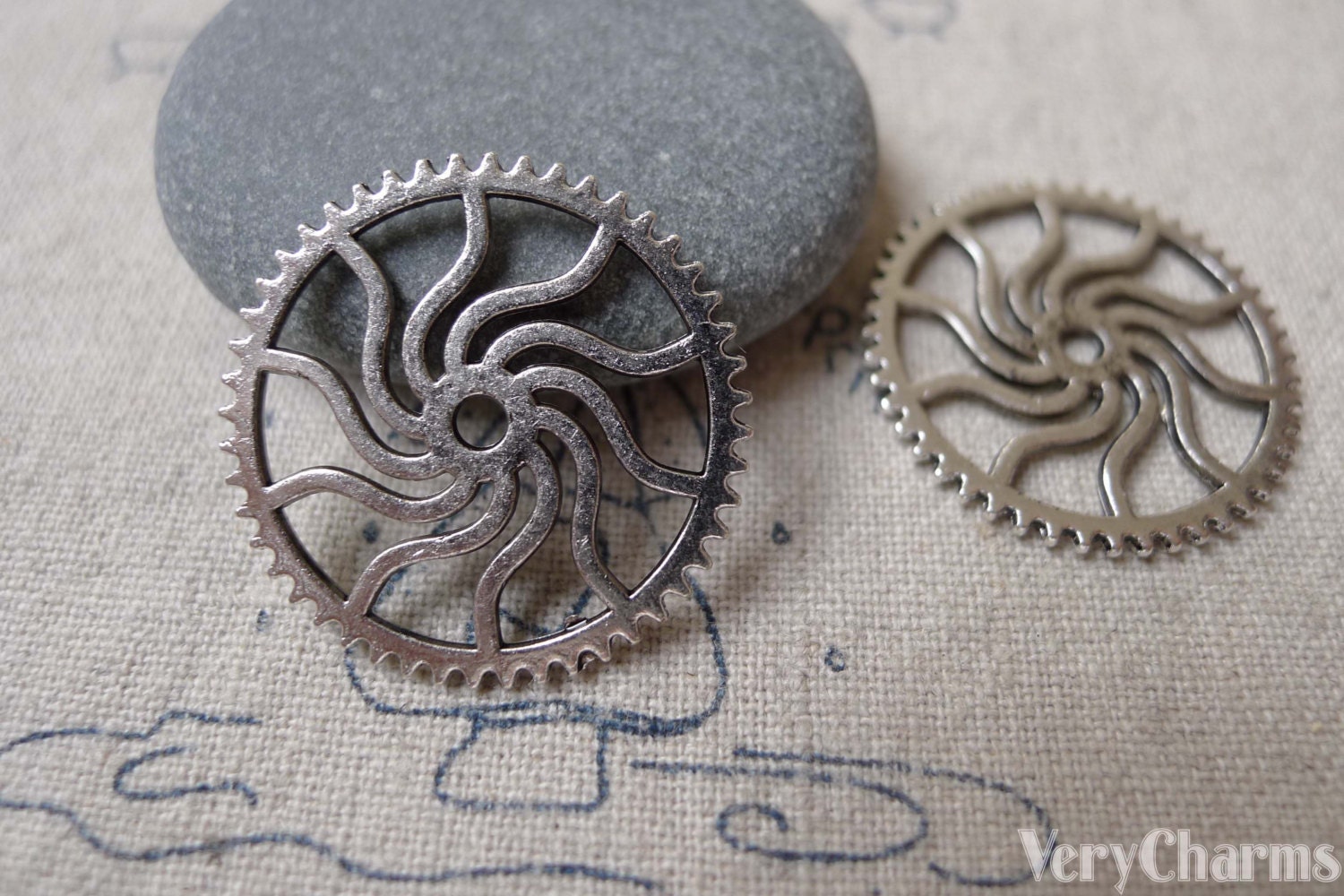 30 pcs Antique Silver Steampunk Gear Cog Wheel Charms 24mm | Etsy