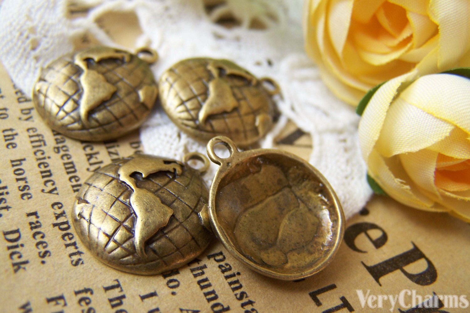 10 Pcs of Antique Bronze World Map Round Charms 15mm A1484 - Etsy