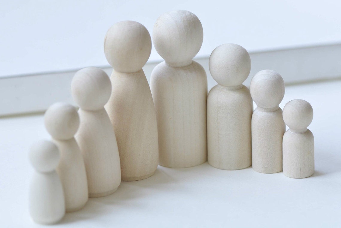 One Set of 8 Unfinished Solid Wood Peg Toy People Family Doll | Etsy