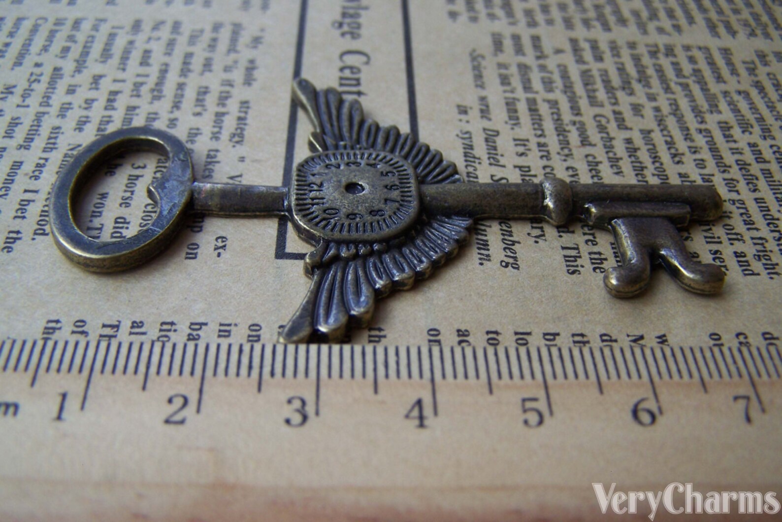 10 Pcs of Antique Bronze Time Machine Clock Key Pendants - Etsy