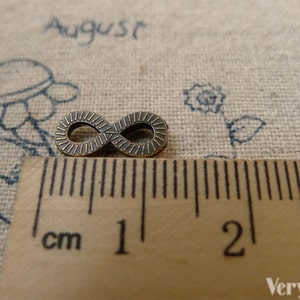 50 Pcs of Antique Bronze Figure 8 Connector Charms 5.5x12.5mm A6220 - Etsy