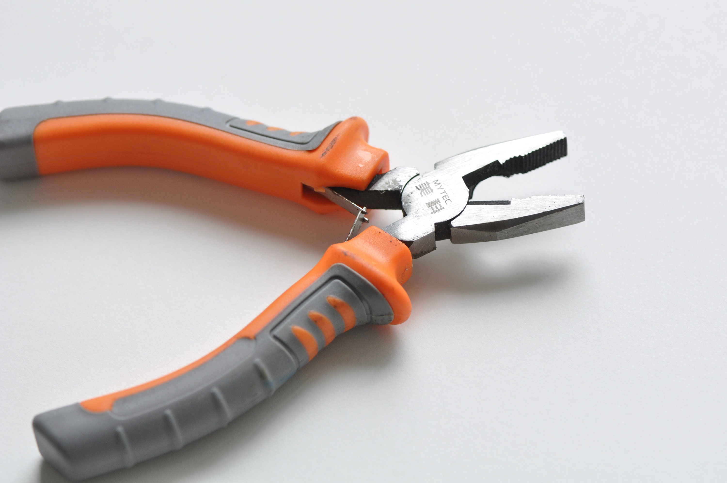 Round Flat Nose Wire-cutter Jewelry Pliers Orange Handle Tool for Wire ...