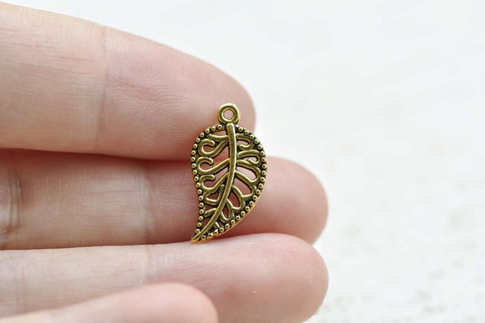 20 Pcs Antique Gold Filigree Leaf Charms 10x16mm A8627 - Etsy