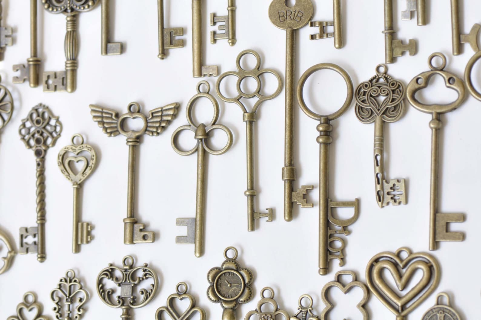 Antique Bronze Large Skeleton Key Charms Pendants Collection - Etsy