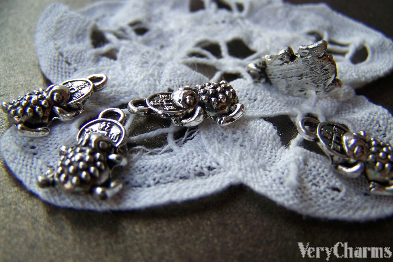 Antique Silver Lucky Money Toad Frog Charms 11x17mm Set of 10 | Etsy