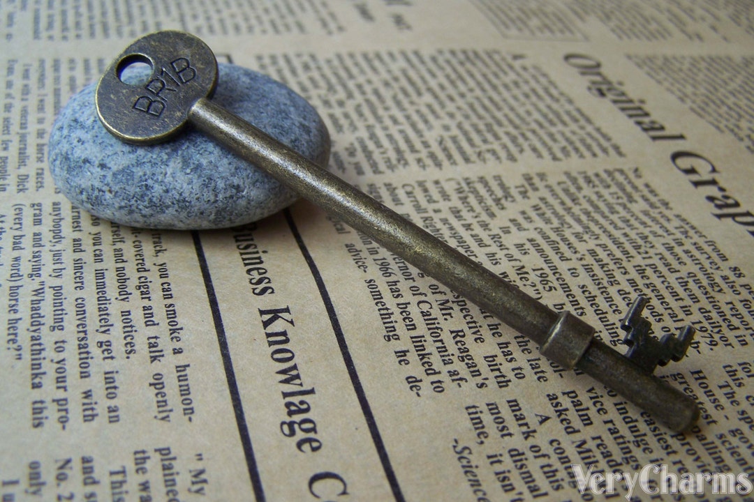 5 Pcs of Antique Bronze BR1B Key Pendants HEAVY 19x94mm A205 - Etsy