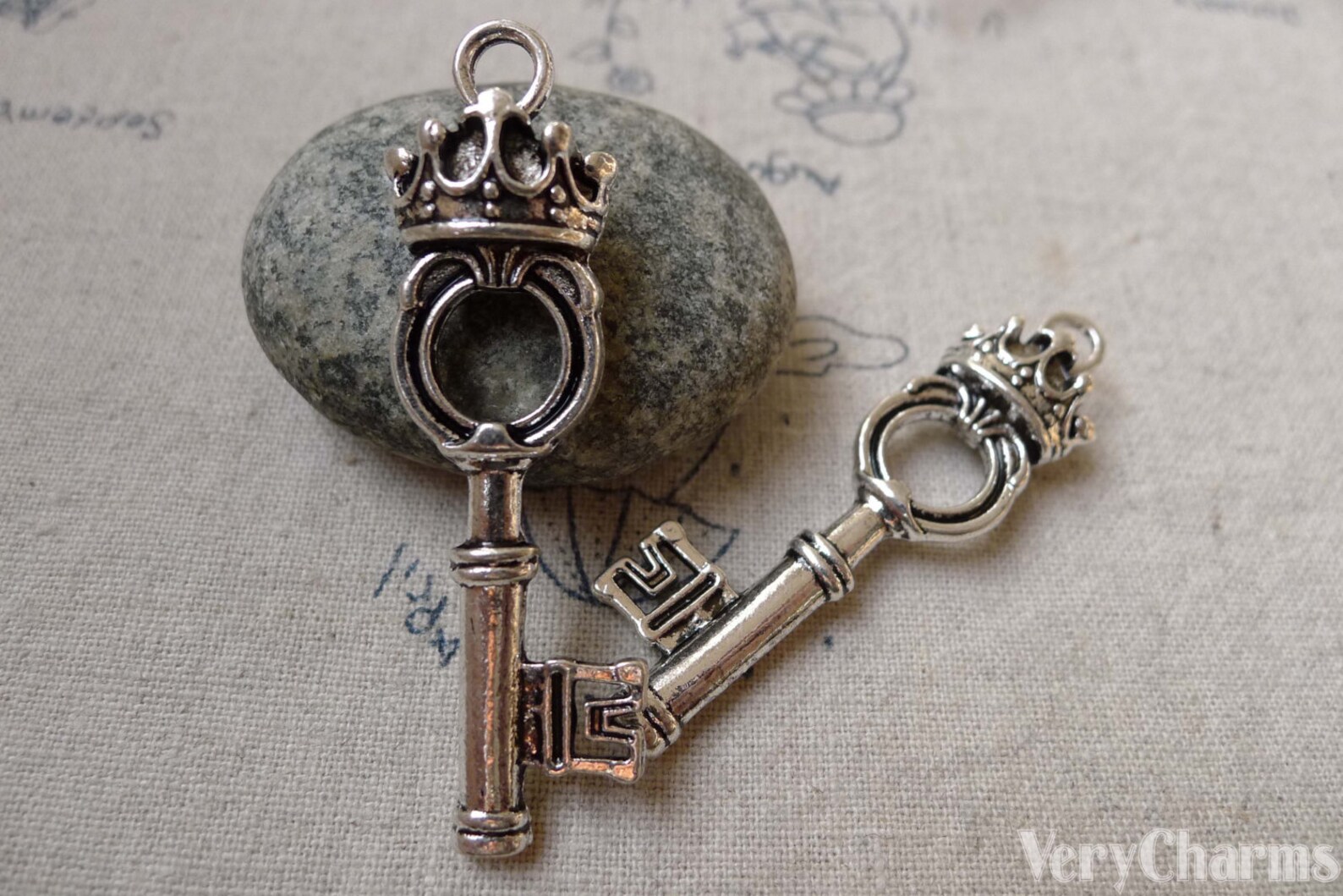 Crown Key Pendants Antique Silver Skeleton Key Charms 15x54mm | Etsy