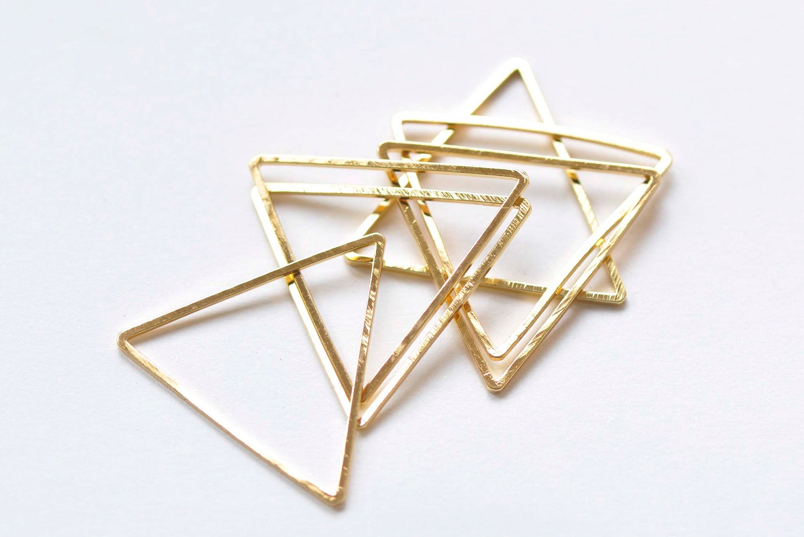 50 Pcs Raw Brass/gold/antique Bronze/silver Seamless Triangle - Etsy