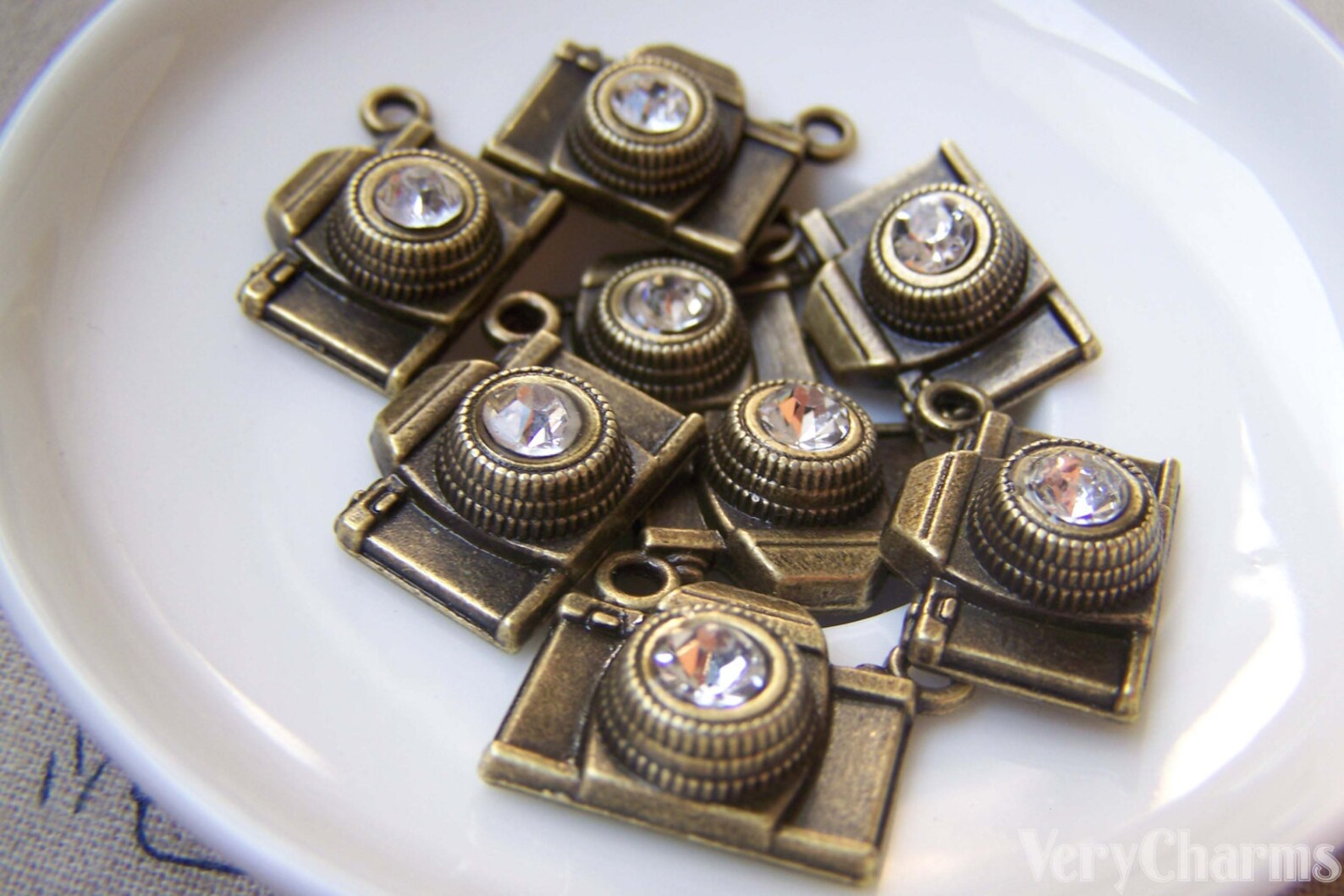 10 Pcs of Antique Bronze 3D Rhinestone Camera Charms 15x18mm - Etsy