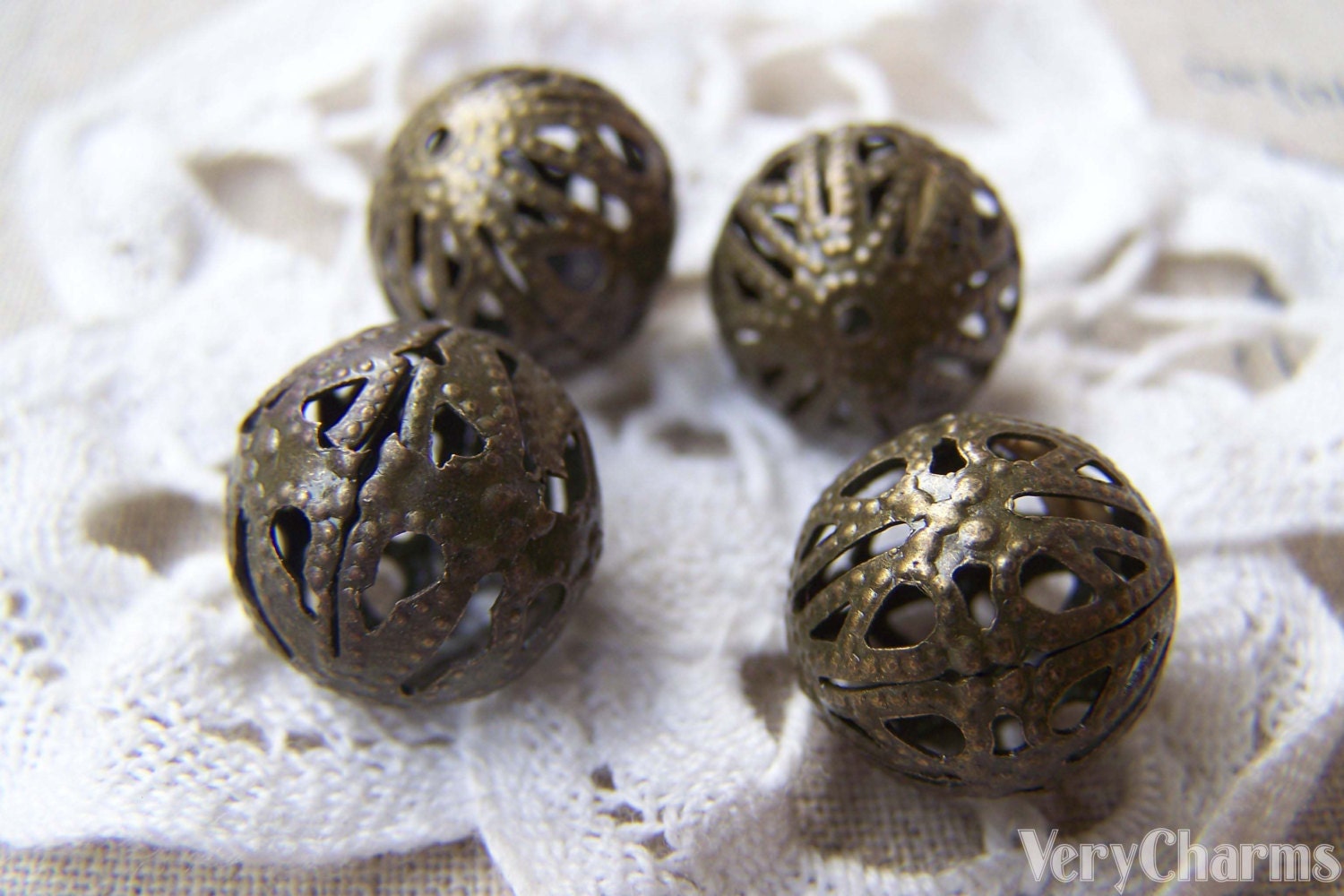 50 Pcs of Antique Bronze Filigree Ball Spacer Beads Size 14mm | Etsy