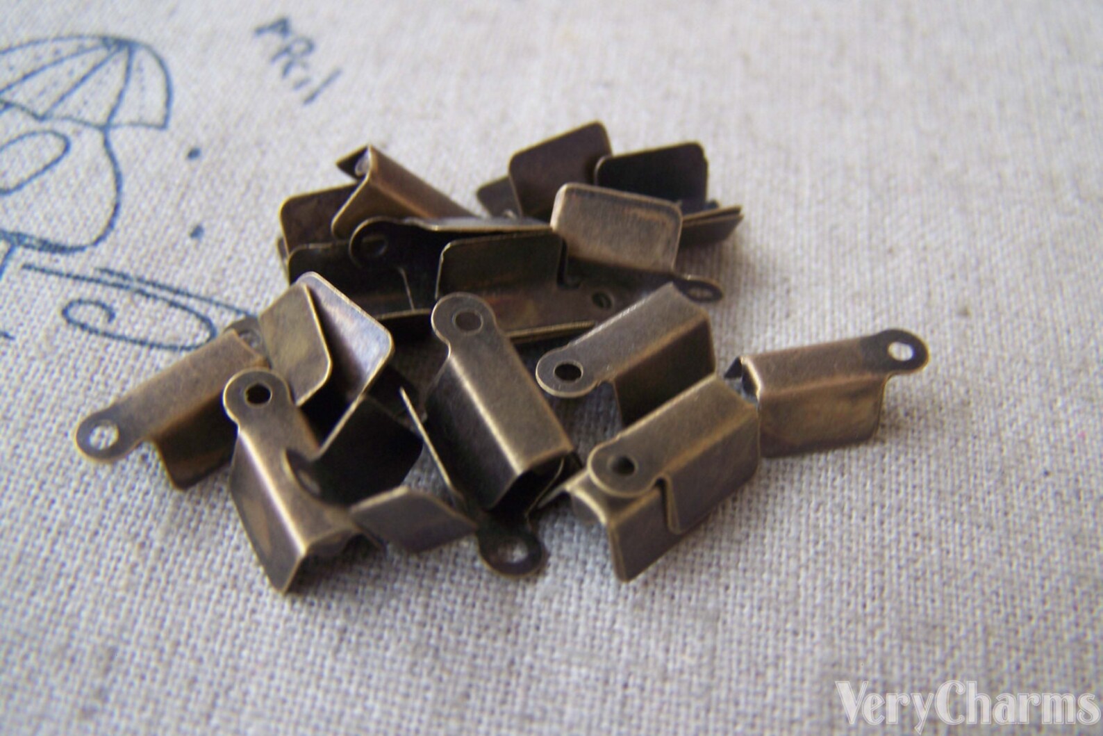 50 pcs of Antique Bronze Large Fold Over Crimp Head Clasps | Etsy