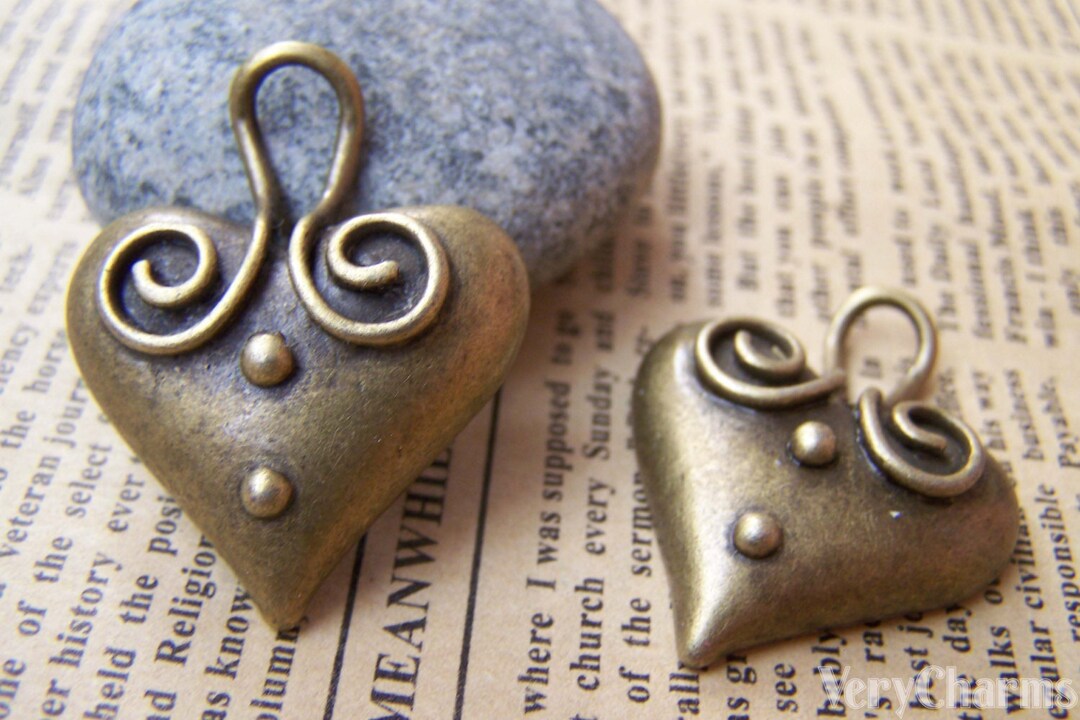 Double Swirl Large Heart Pendants Antique Bronze Hollow Back Pendants ...