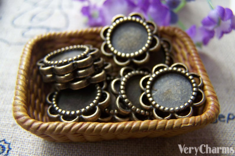 20 Pcs of Antique Bronze Round Flower Cameo Bezel Base Settings Match ...