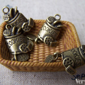 10 Pcs of Antique Bronze Lovely Cookie Charms 11x24mm A2908 - Etsy
