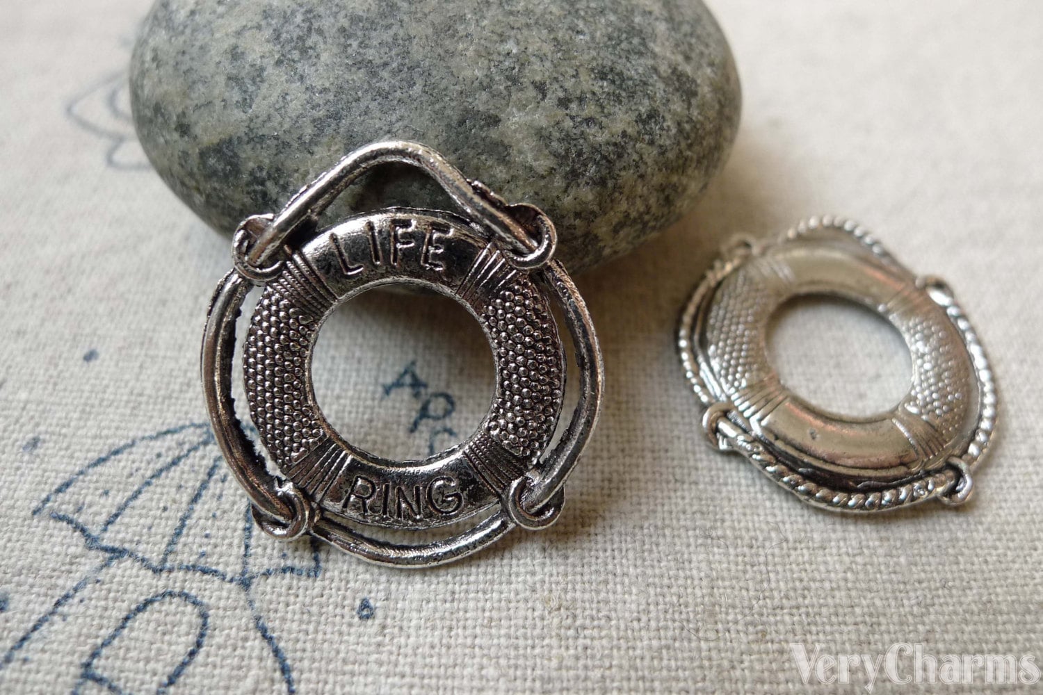 10 Pcs of Antique Silver Life Saving Ring Charms 22x24mm A6562 - Etsy