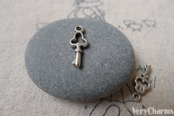 50 Pcs Antique Silver Tiny Skeleton Key Charms 7x16mm A7243 | Etsy