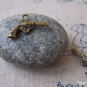 20 Pcs of Antique Bronze Mini Pistol Gun Charms 11x22mm A4262 - Etsy