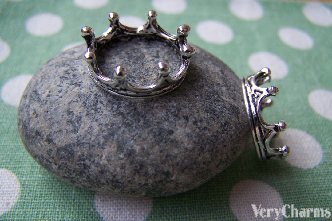 Silver Crown Ring Antiqued Finish Small Royalty Charm Pendants Set of ...