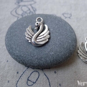 Antique Silver Swan Charms 12x17mm Double Sided Set of 30 A7571 - Etsy