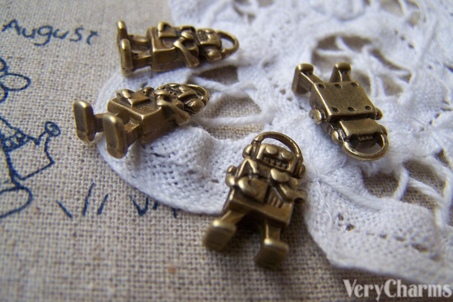 20 Pcs of Antique Bronze Lovely Robot Charms 9x17mm A684 | Etsy