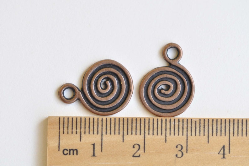 Antique Copper Round Flat Charms Double Sided 13x18mm Set of 20 A8354 ...