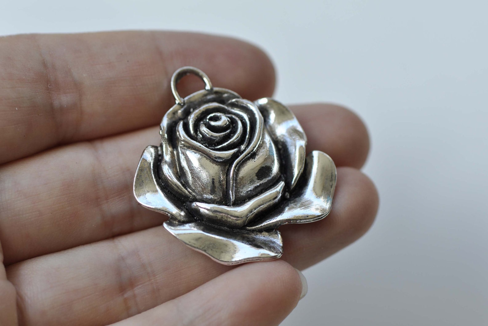 4 Pcs Antique Silver Rose Flower Charm Pendants 32x35mm A8795 - Etsy