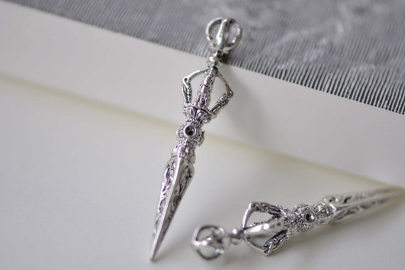 10 pcs of Antique Silver Vajra Dorje Cross Buddhism Charms | Etsy