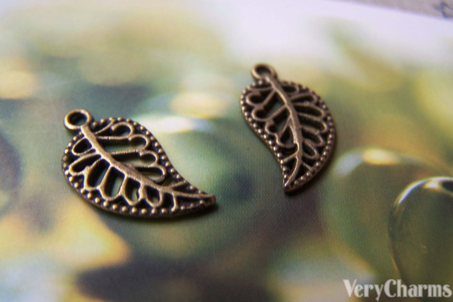 20 Pcs of Antique Bronze Filigree Leaf Charms 10x16mm A334 - Etsy