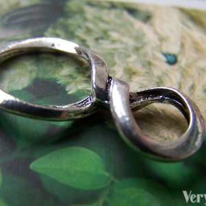 10 Pcs of Antique Silver Twisted Figure 8 Connectors Charms 16x31mm ...