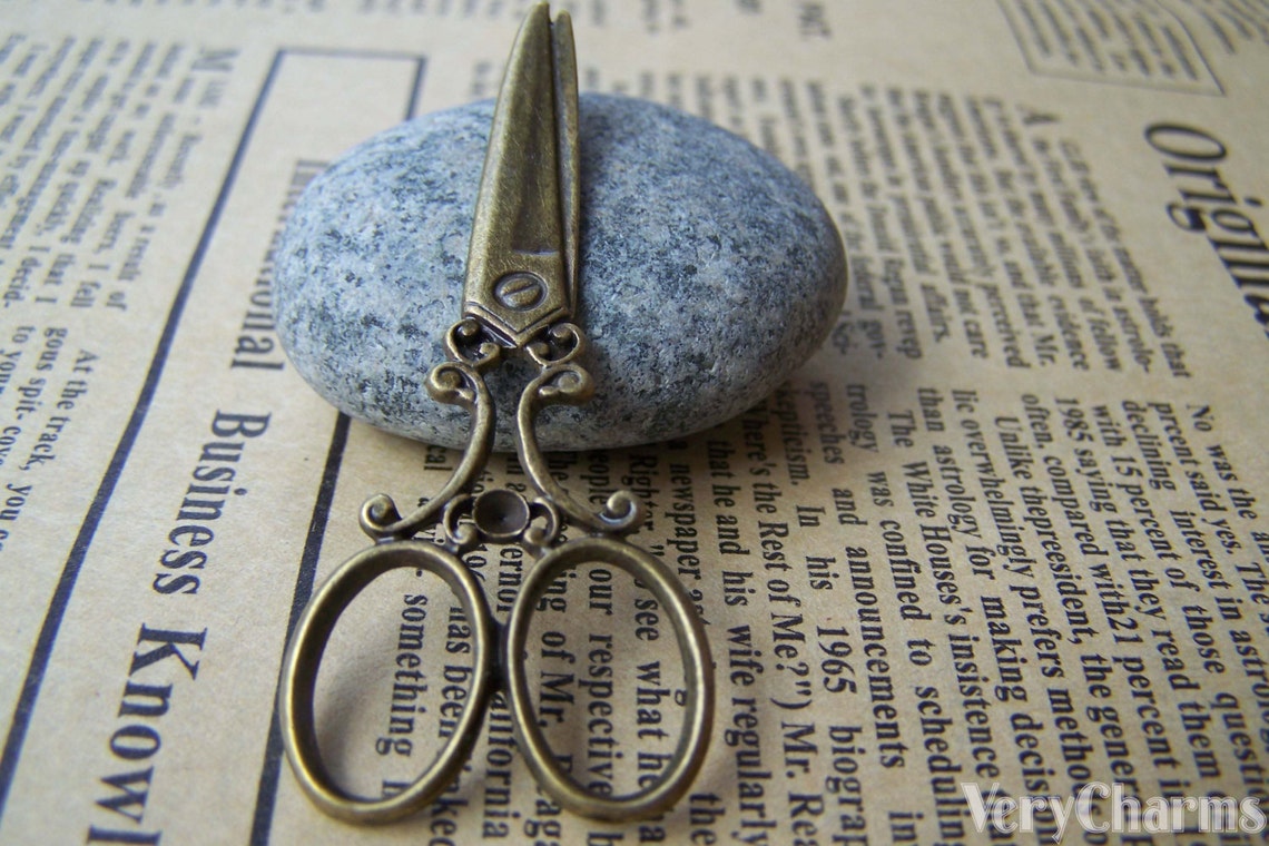 Victorian Scissors Pendants Antique Bronze Tailor Shears Charms 25x60mm ...