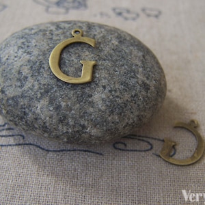 10 Pcs of Antique Bronze Brass Alphabet Letter G Charms 10x15mm A2412 ...