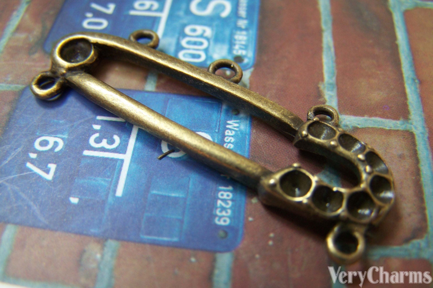 10 Pcs of Antique Bronze Five Loops Brooch Pendant Connector Size ...