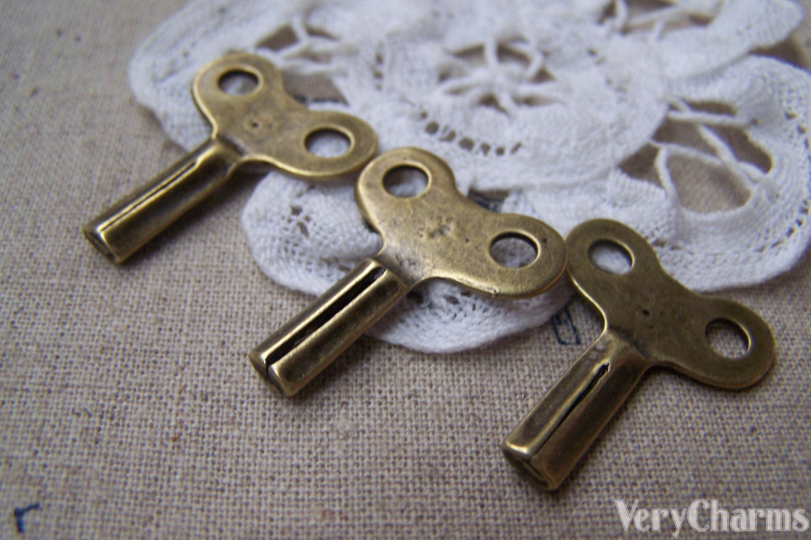 6 Pcs of Antique Bronze Clock Winding Key Charms Pendants - Etsy