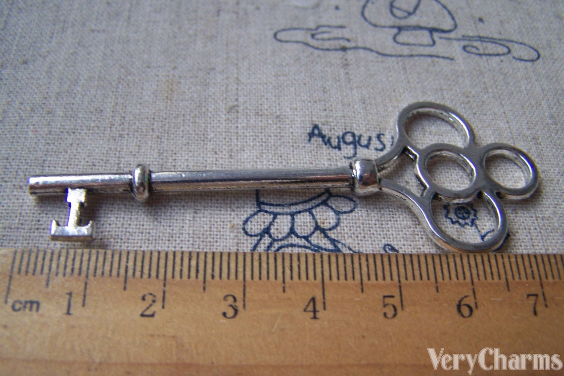 6 Pcs of Antique Silver Key Pendants Charms 28x75mm A1237 | Etsy