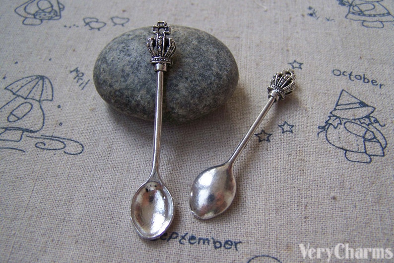 10 Pcs of Antique Silver Crown Spoon Charms Cutlery Pendants - Etsy