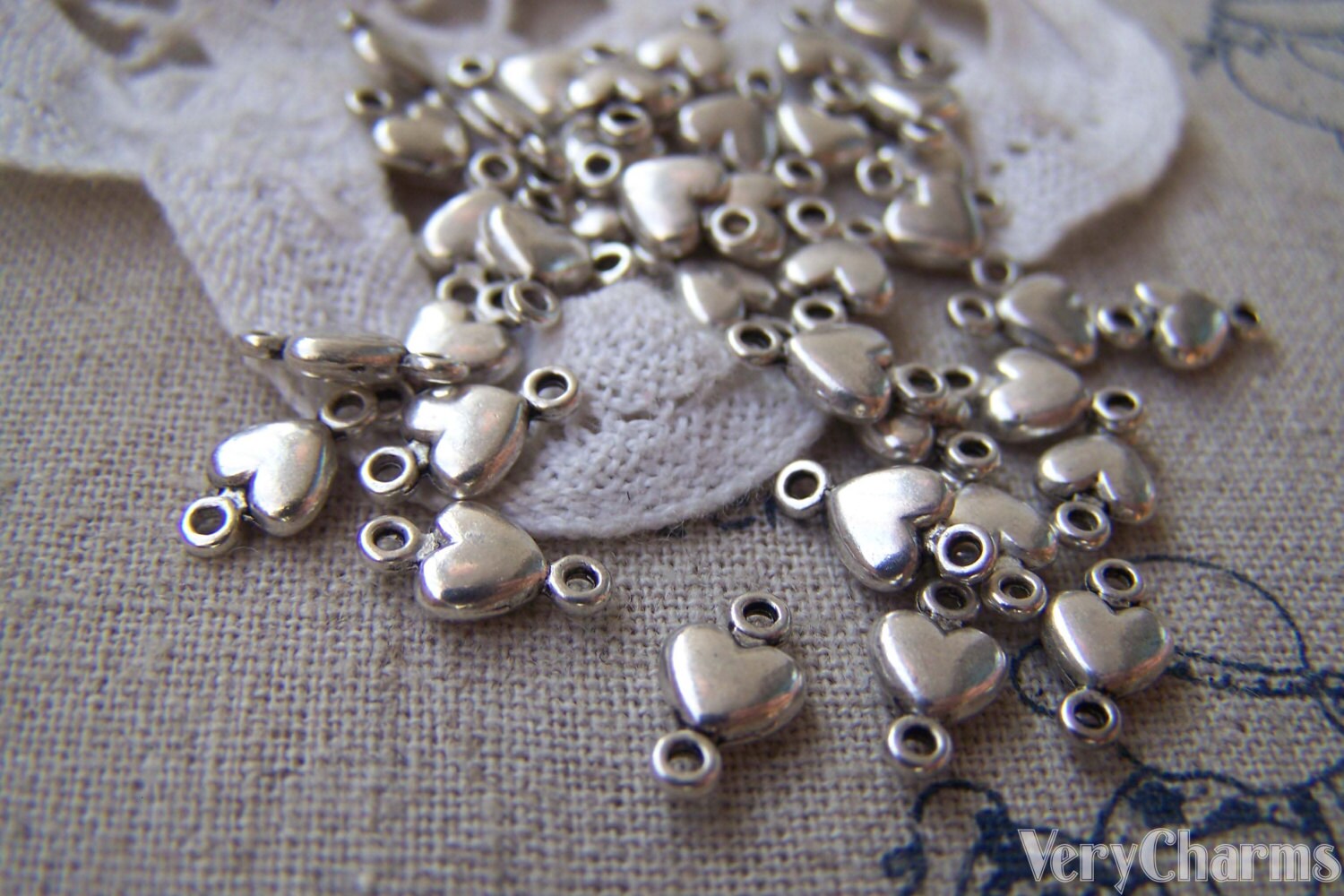 50 Pcs of Antique Silver Heart Charms Connector 5.5x10mm A899 | Etsy