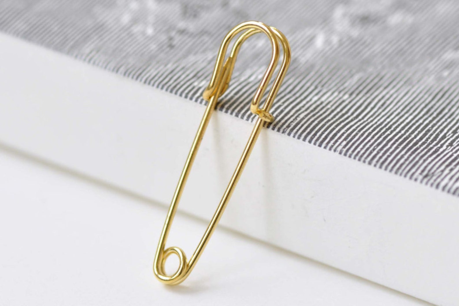Plain Gold Kilt Safety Pins Broochs 10x35mm Set of 10 A8522 - Etsy