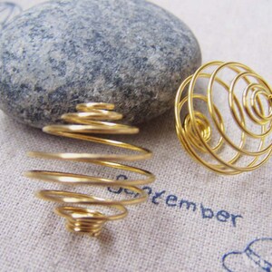 10 Pcs of Gold Tone Spiral Wire Metal Spring Findings 13x14.5mm A2996 ...